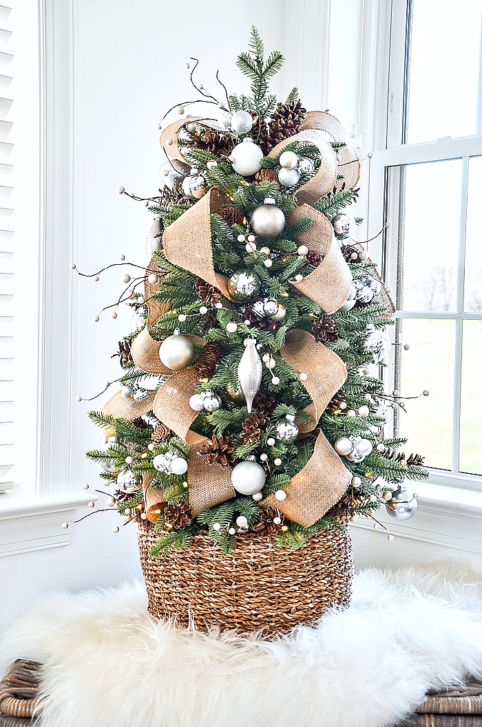 How To Decorate A Tabletop Tree Like A Designer - StoneGable