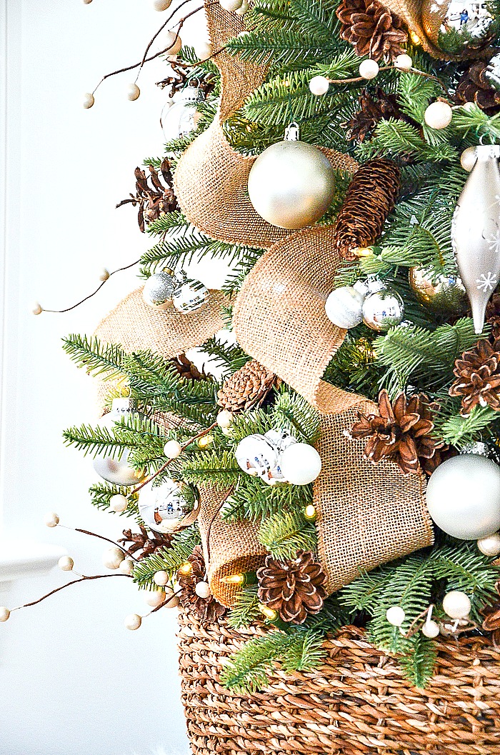 How To Decorate A Tabletop Tree Like A Designer - StoneGable