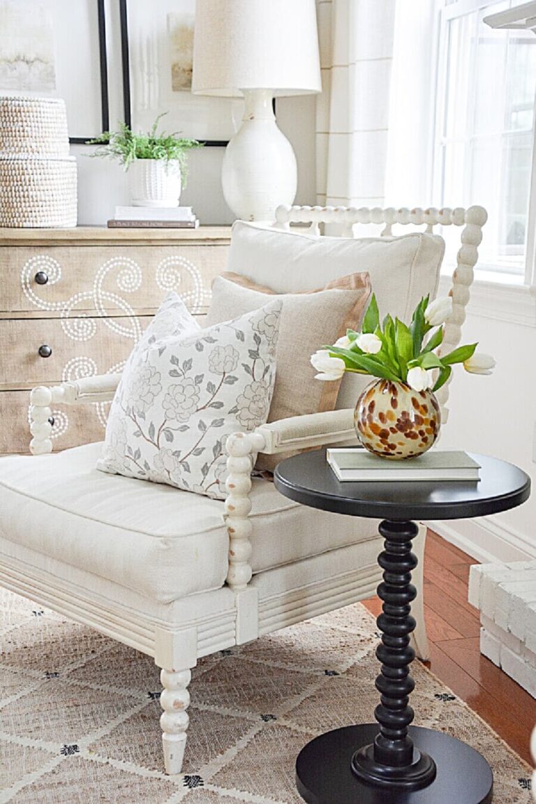 Easy And Beautiful Decoupage Lamp DIY - StoneGable