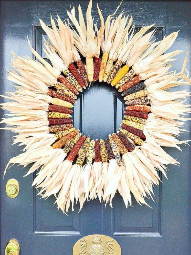 5 Easy Fall Front Door Decorations - StoneGable