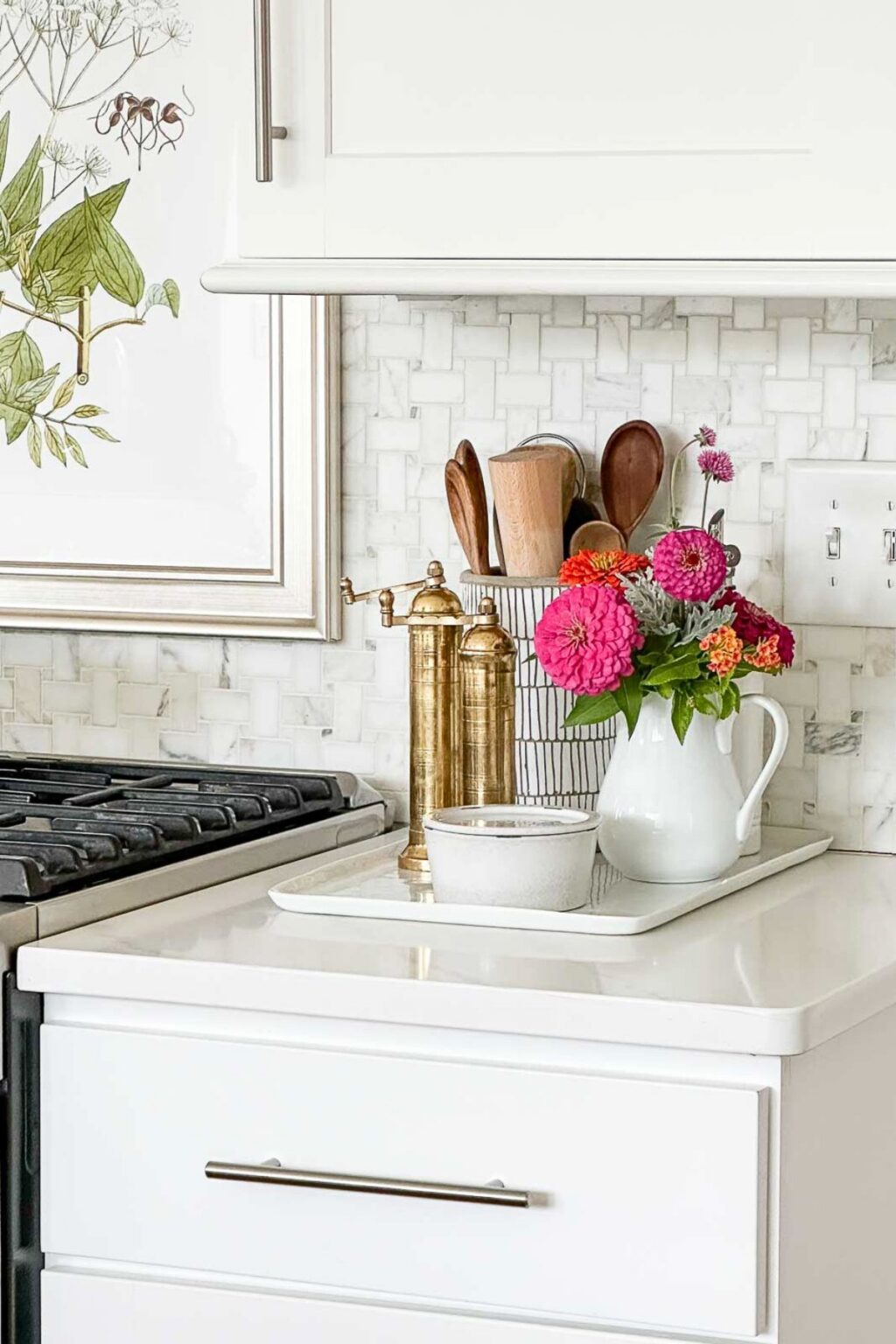 8 Simple Kitchen Decorating Ideas For An Easy Updated Look - StoneGable